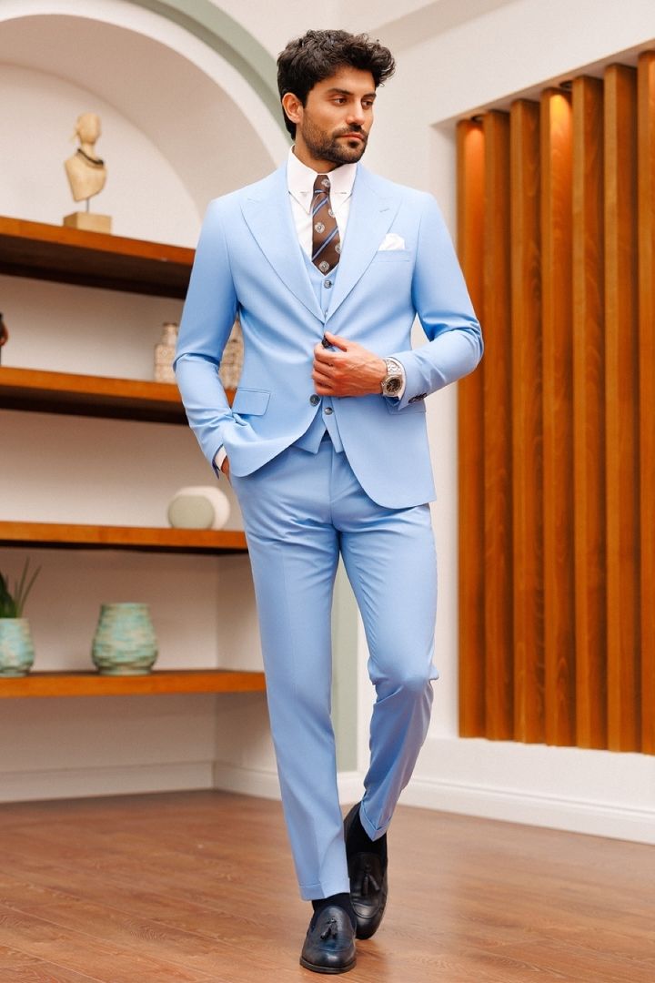 Blue Suit: Your Guide to Every Shade of Style – MENSWEARR