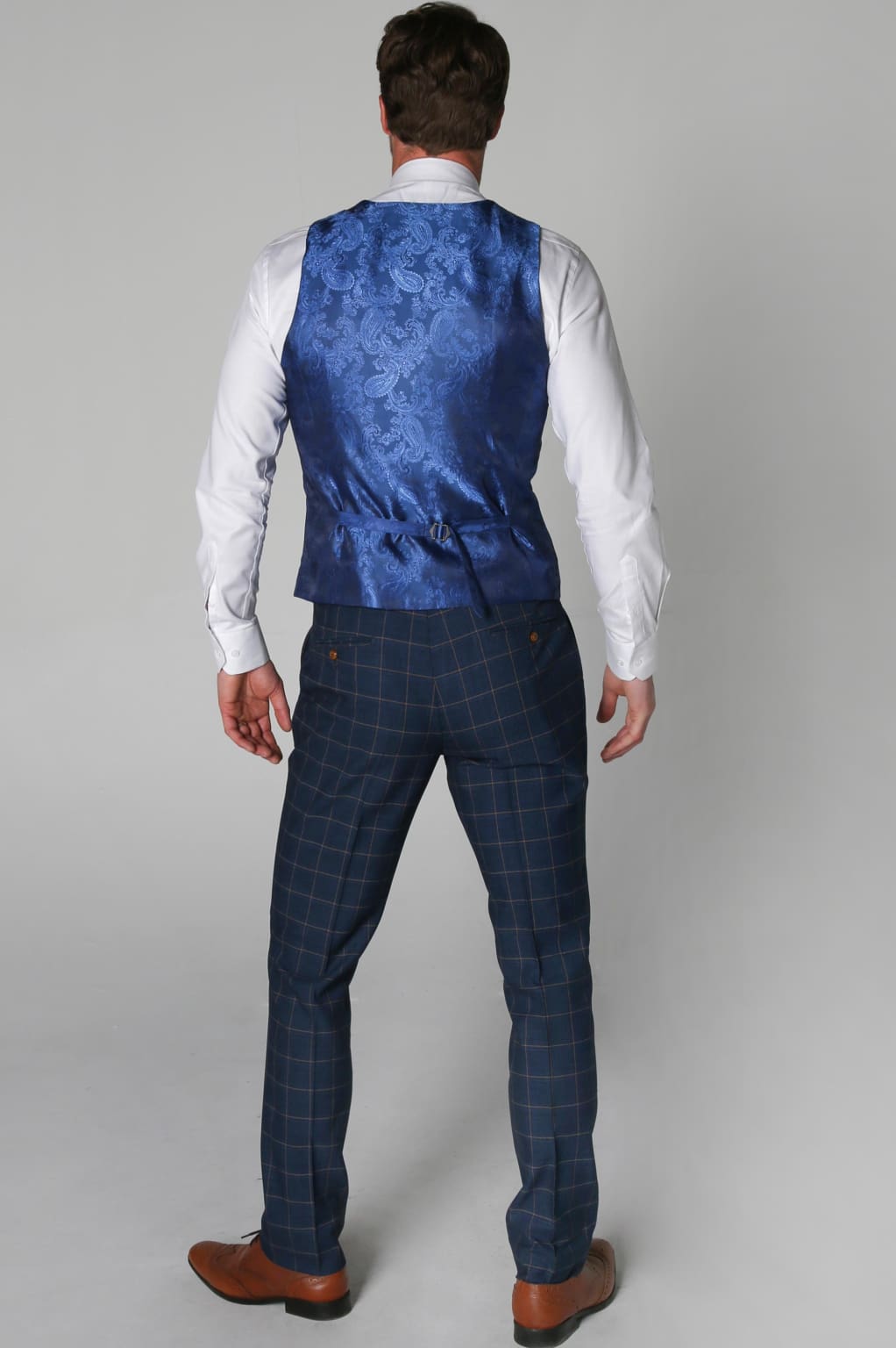 Paul Andrew | Hamleys Navy Men's Three Piece Suit - MENSWEARR - House ...